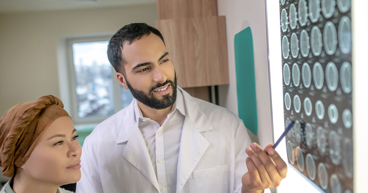 Medical Oncology Staffing and Recruiting - locumtenens.com